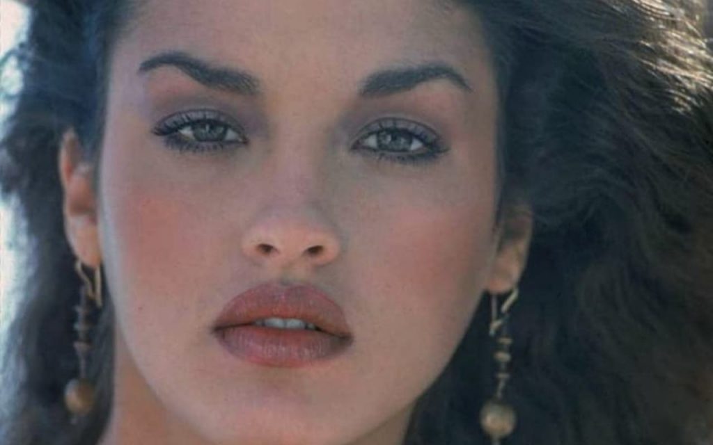 Una volta era così, oggi il suo viso è stravolto dalla chirurgia ...